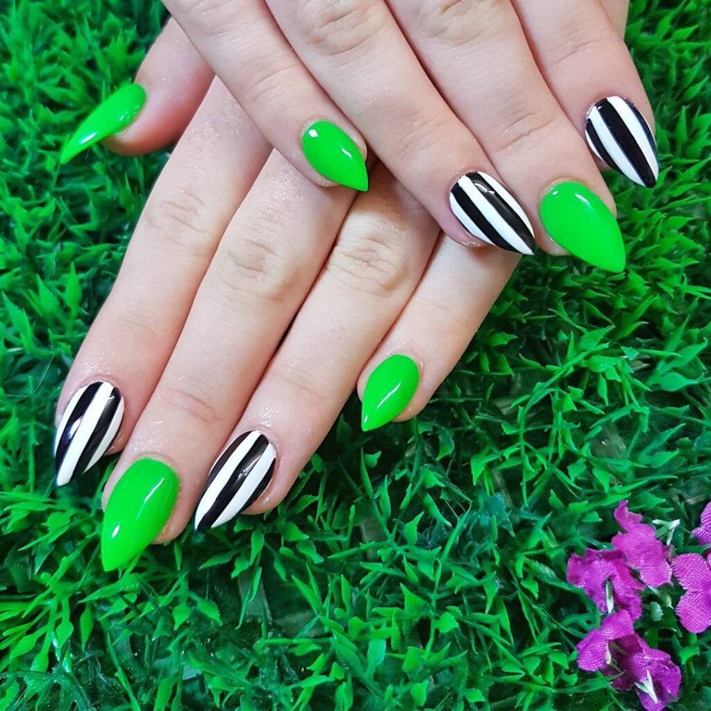 Nail The Beetlejuice Aesthetic: 10 Beetlejuice Nail Designs To Die For ...