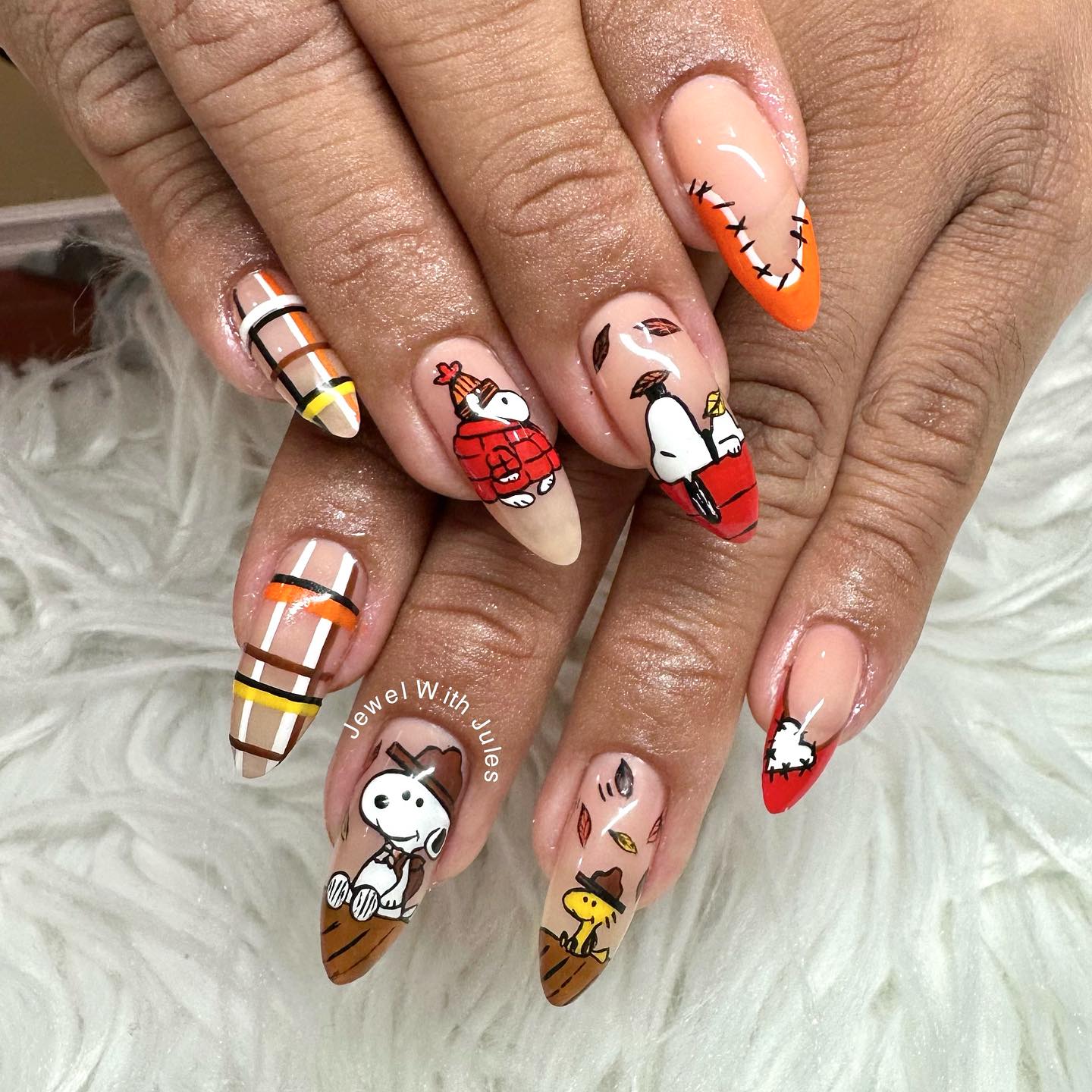Snoopy Fall Nails: The Ultimate Guide To Festive Peanuts-Inspired Nail ...