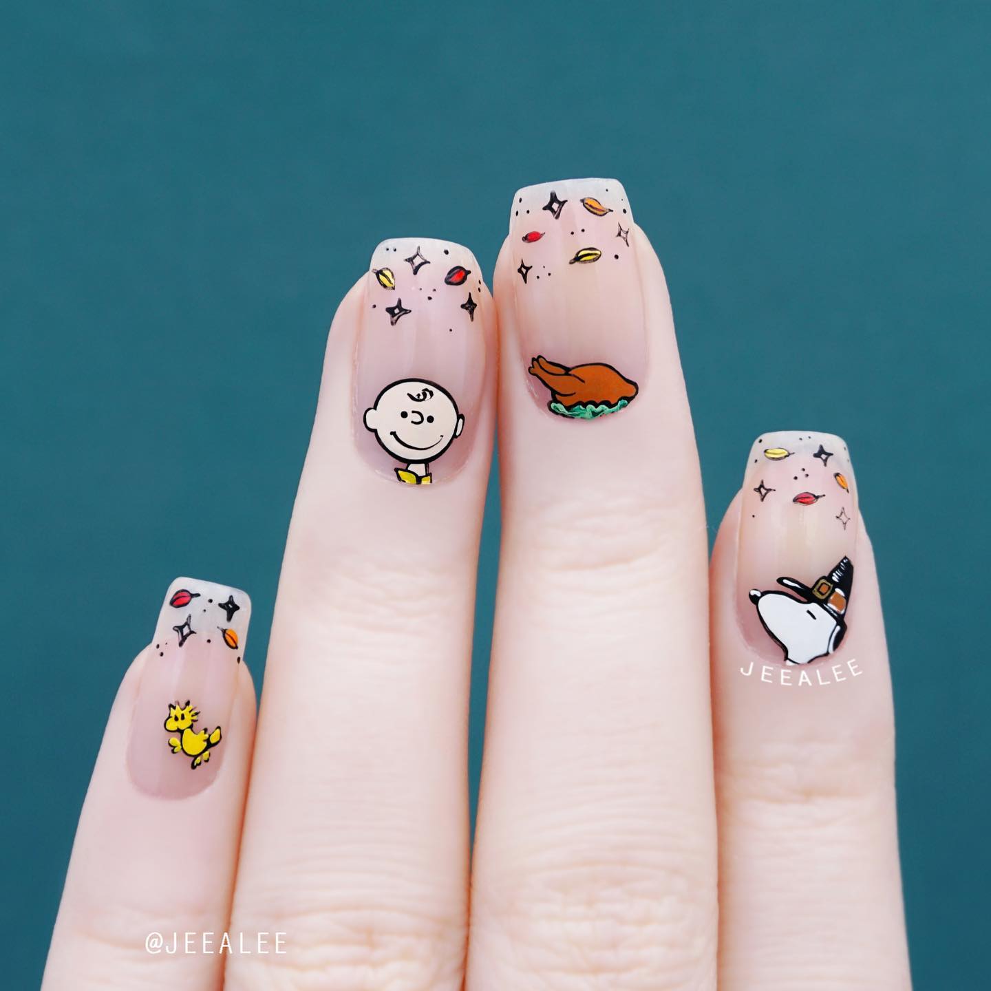 Snoopy Fall Nails: The Ultimate Guide To Festive Peanuts-Inspired Nail ...