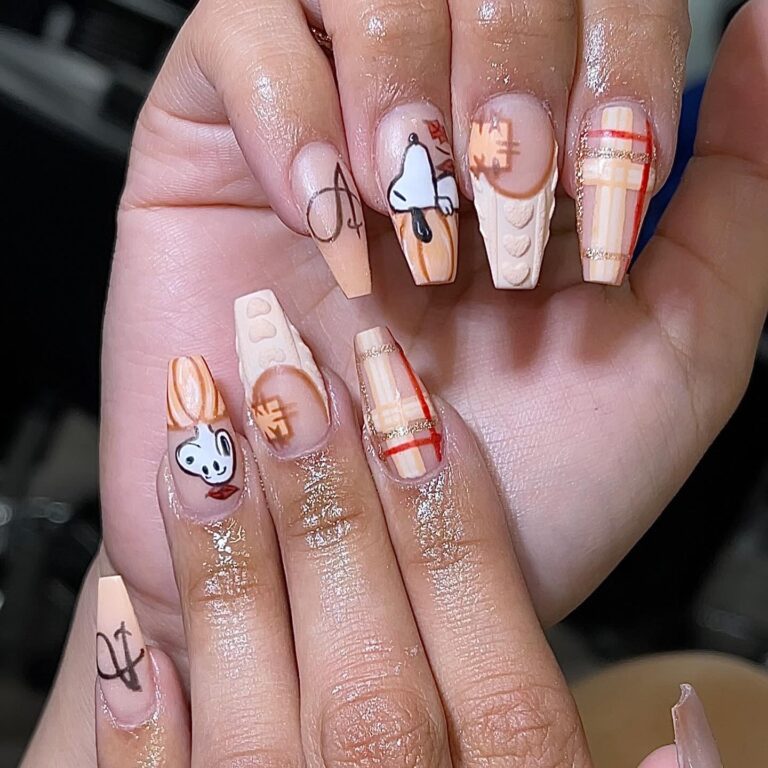 Snoopy Fall Nails: The Ultimate Guide To Festive Peanuts-Inspired Nail ...