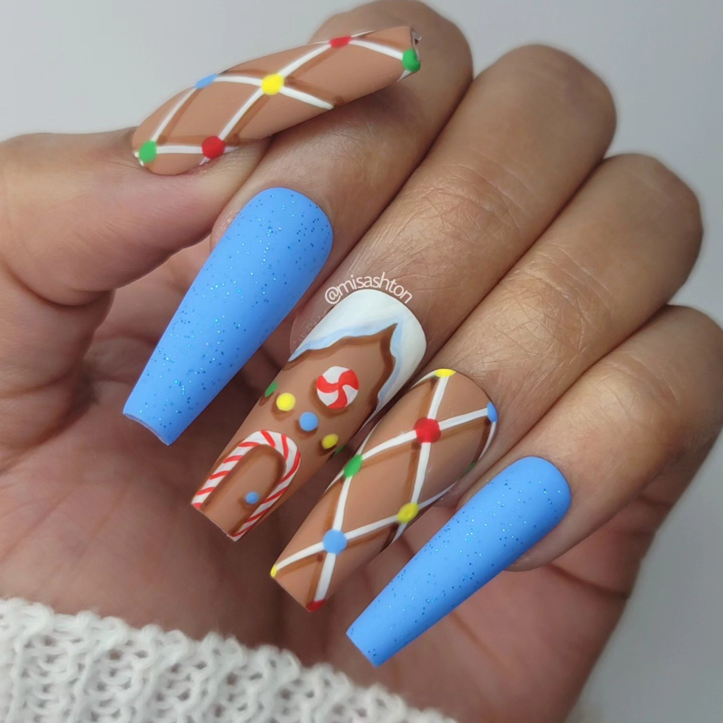 Sweeten Up Your Holidays With Gingerbread Nail Art - Dream Manicures